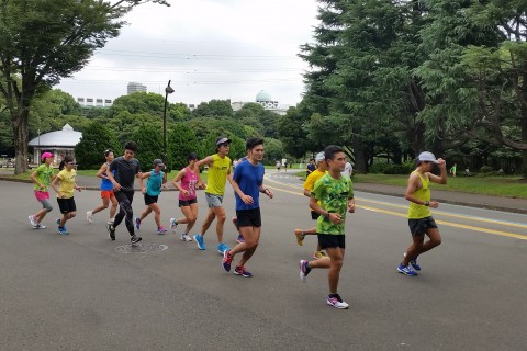 【秋に向けてのスピード強化】RunField：平日水曜Night練習会（10/19開催） | e-moshicom（イー・モシコム）